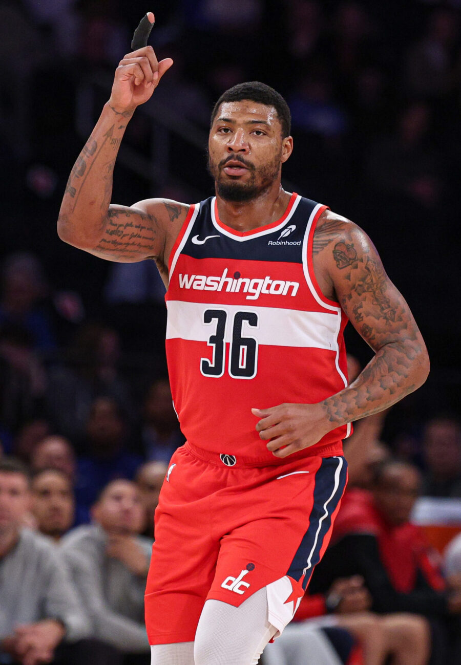 Marcus Smart Officially Signs With Lakers | Hoops Rumors