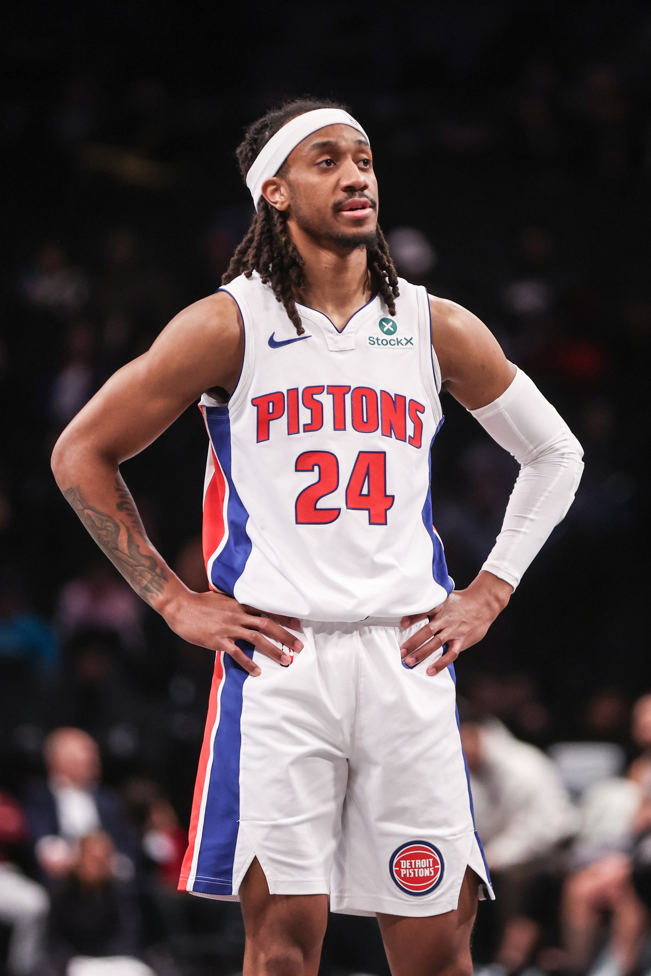 Daniss Jenkins Re-Signs With Pistons On Two-Way Deal | Hoops Rumors