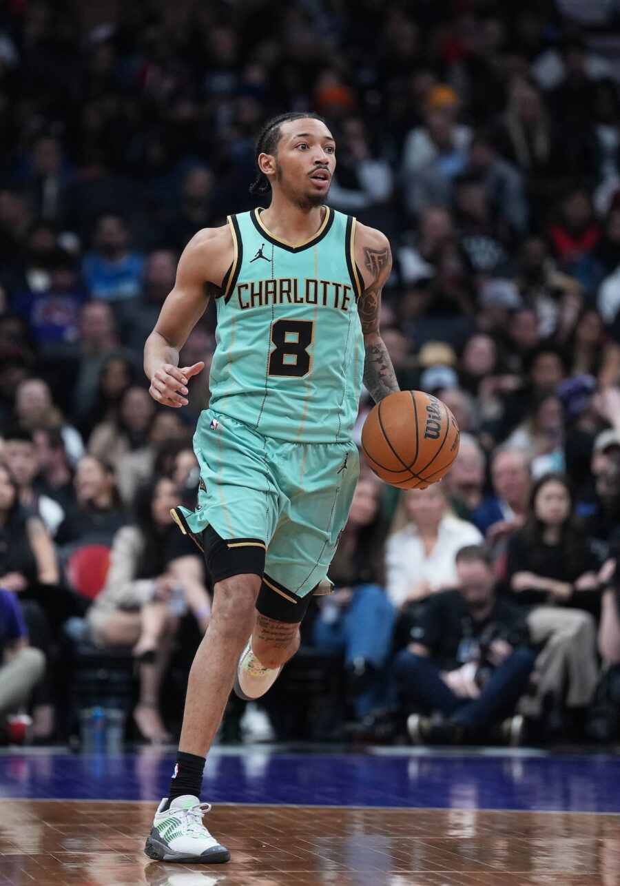 Nick Smith Jr. Signs Two-Way Deal With Lakers | Hoops Rumors