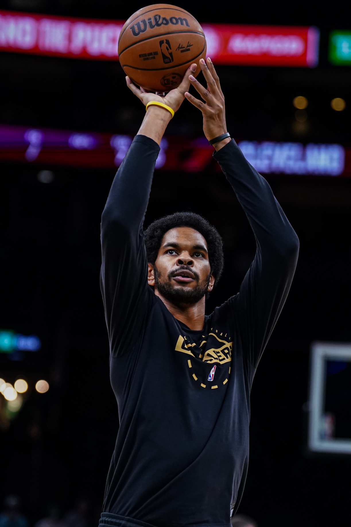 Cavs' Jarrett Allen Sustains Broken Left Ring Finger | Hoops Rumors