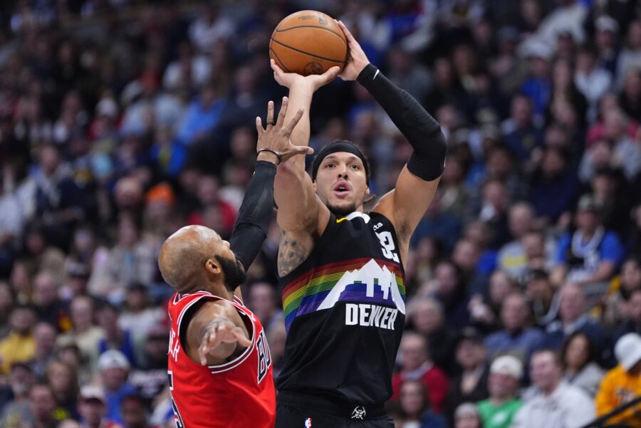 Aaron Gordon Exits Friday's Game With Hamstring Strain | Hoops Rumors