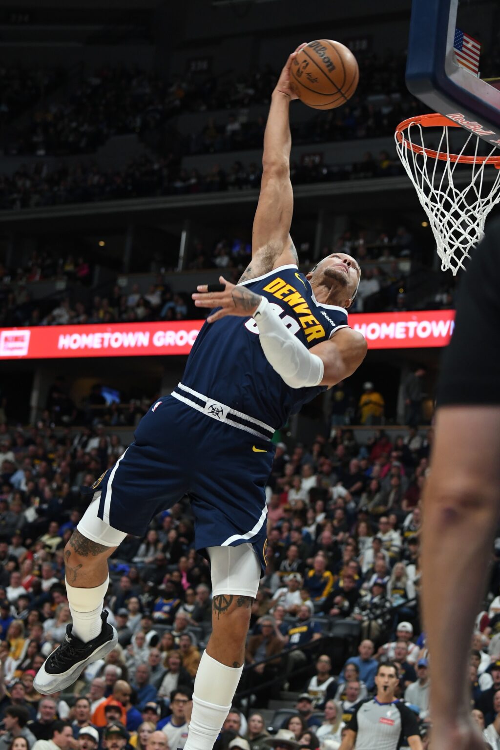 Aaron Gordon Exits Friday's Game With Hamstring Strain | Hoops Rumors