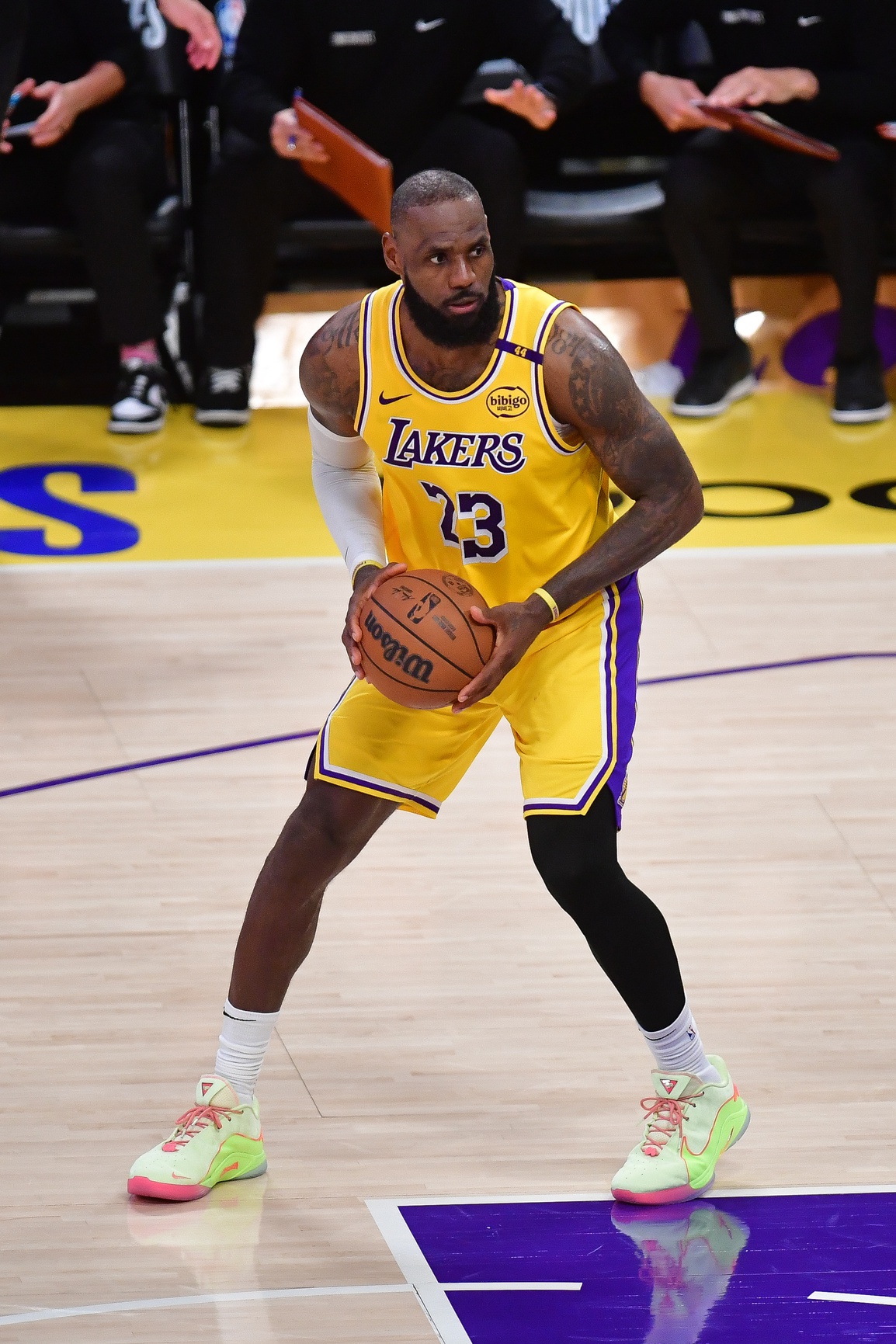 LeBron James Makes Season Debut On Tuesday | Hoops Rumors