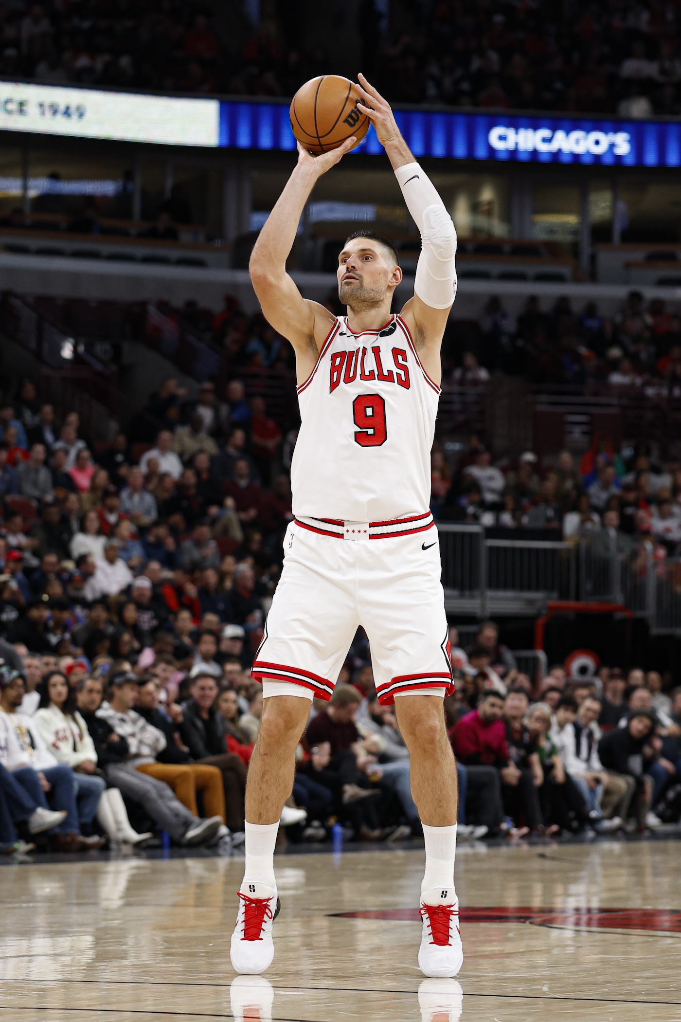 Celtics, Bulls Swap Anfernee Simons, Nikola Vucevic | Hoops Rumors