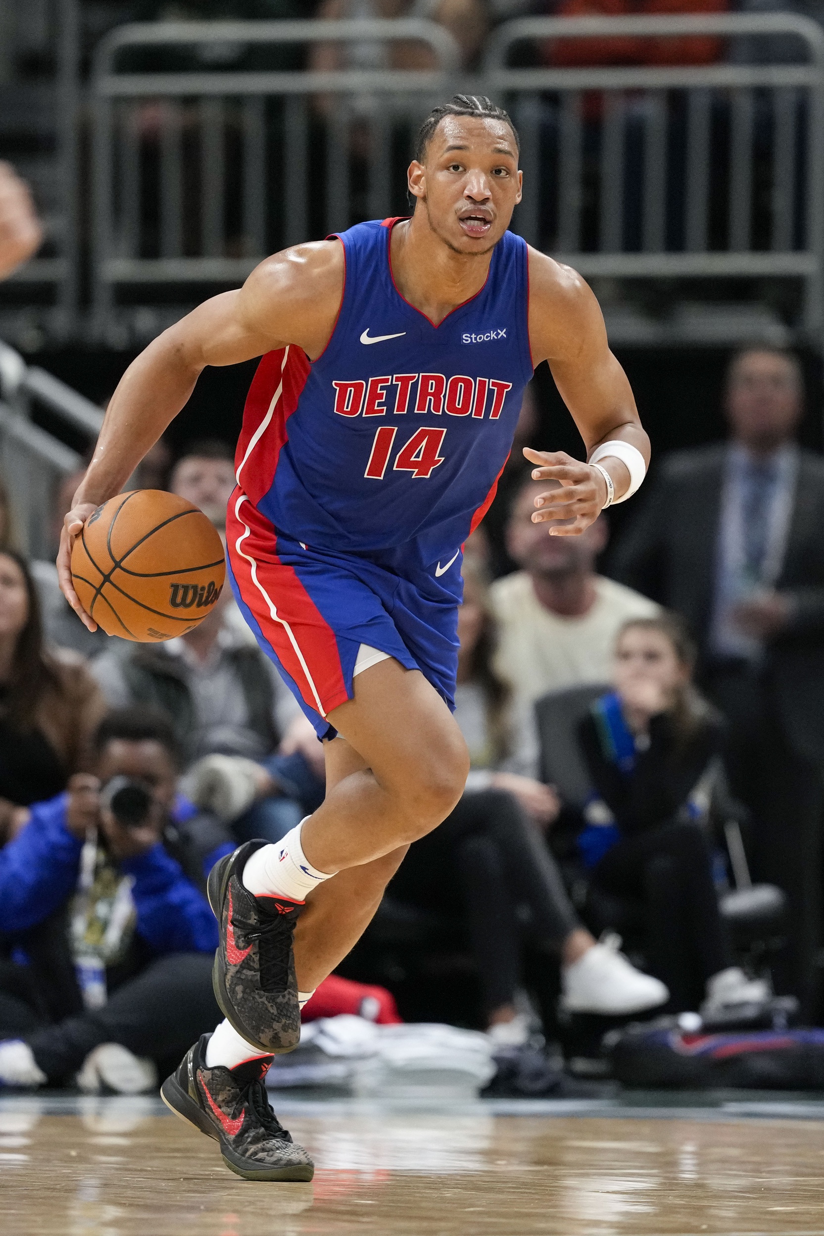 Pistons Sign Wendell Moore Jr. To Two-Way Deal, Waive Colby Jones ...