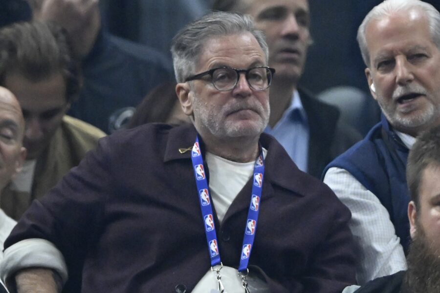 Dan Gilbert Voices Frustration Over Struggling Cavaliers' Season - BVM ...