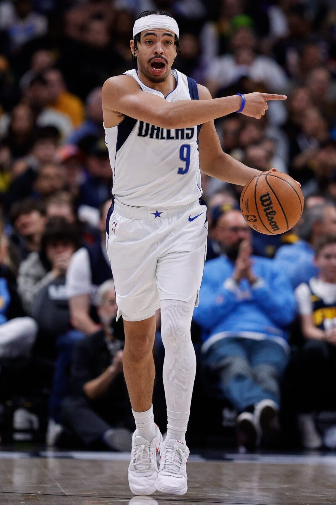 Mavs Promote Ryan Nembhard To Two-Year Standard Deal | Hoops Rumors