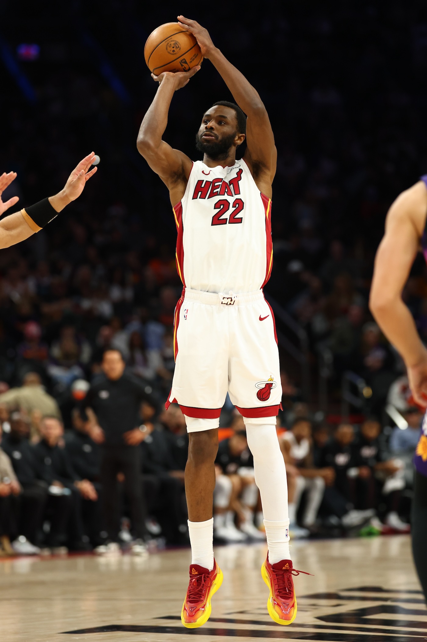 Warriors, Heat Have Discussed Andrew Wiggins | Hoops Rumors