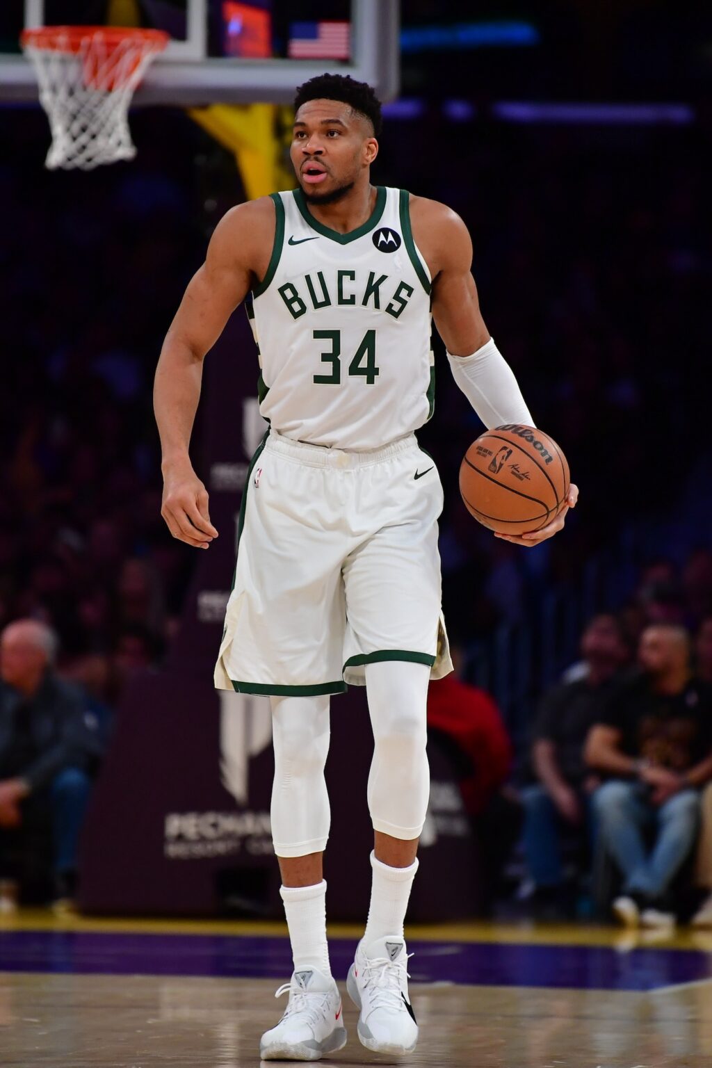 Giannis Antetokounmpo Doesn't Rule Out Extension With Bucks | Hoops Rumors