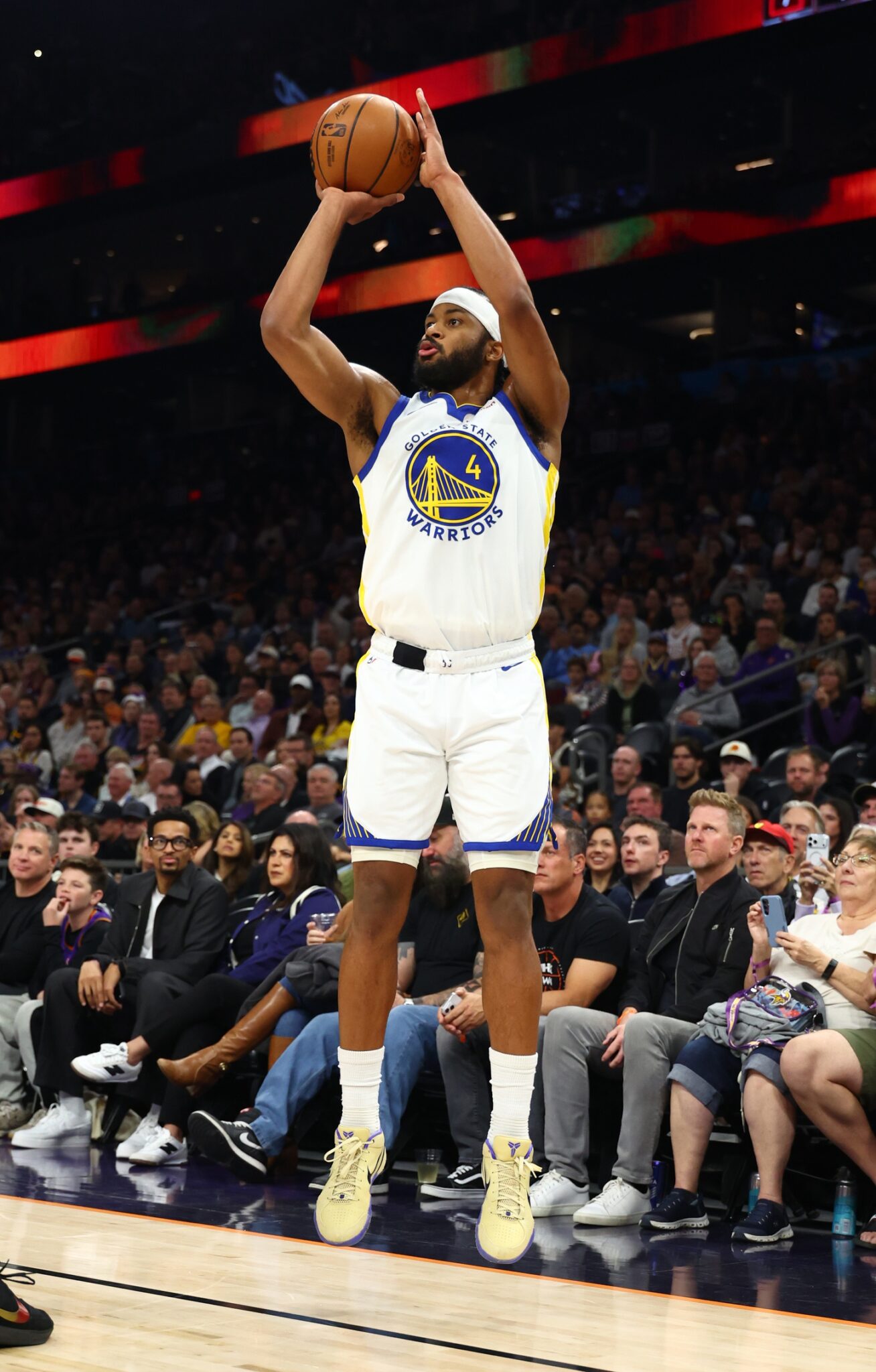 Moses Moody Diagnosed With Torn Patellar Tendon | Hoops Rumors