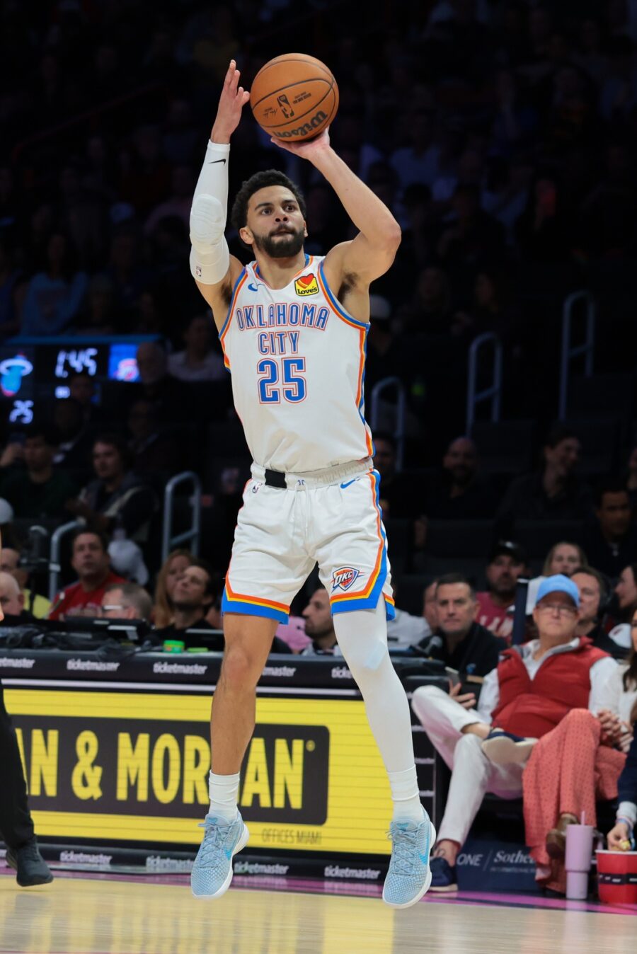 Two Players Suspended, Three Fined For Thunder-Wizards Scuffle | Hoops ...