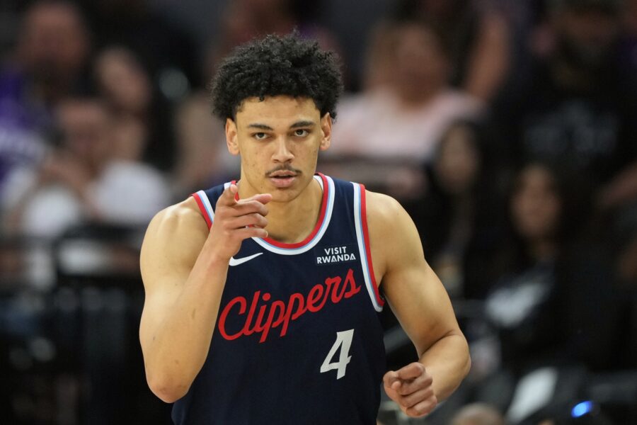 Clippers, Kobe Sanders Agree To Four-Year Deal | Hoops Rumors